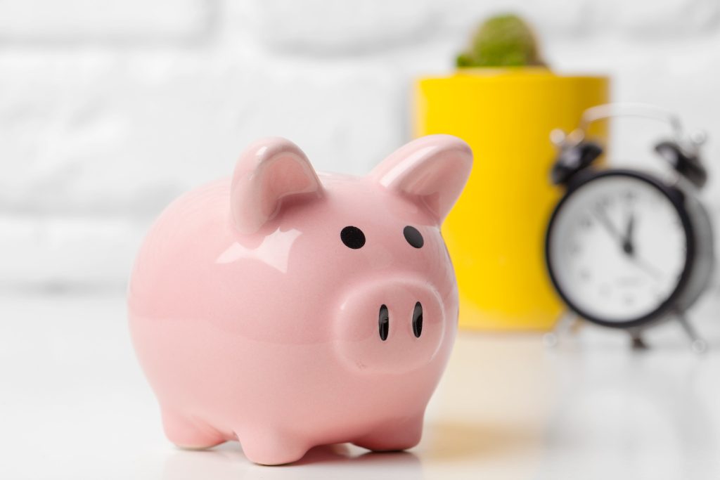 5 Ejemplos de Ahorro de Dinero en Casa | Mejora Buró